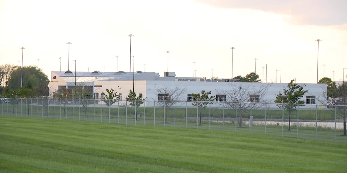 Woman shot, suspect dead at Subaru plant in Lafayette Woman shot, suspect dead at Subaru plant in Lafayette