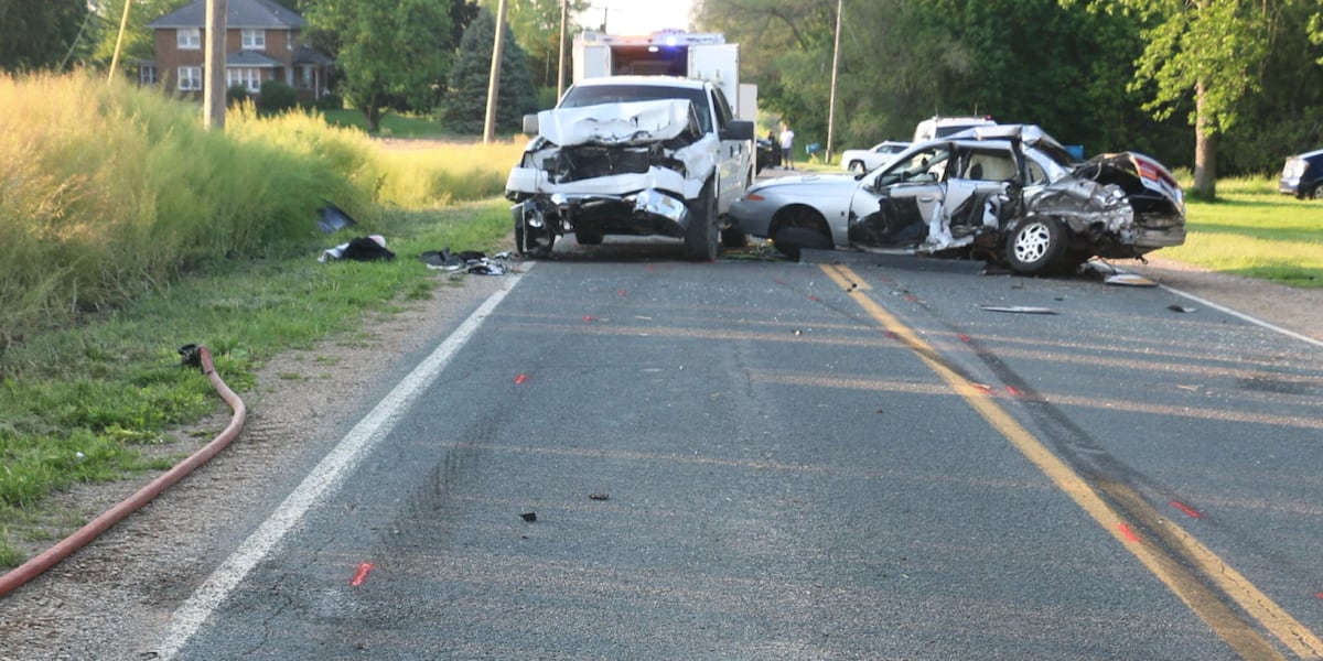 19-year-old critically injured in 3-vehicle crash in Berrien County 19-year-old critically injured in 3-vehicle crash in Berrien County