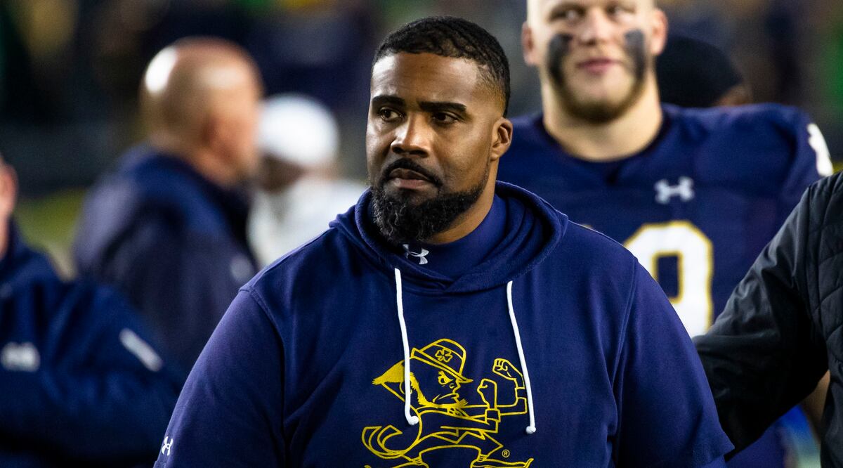 Report: Notre Dame football loses linebackers coach Al Washington to ...
